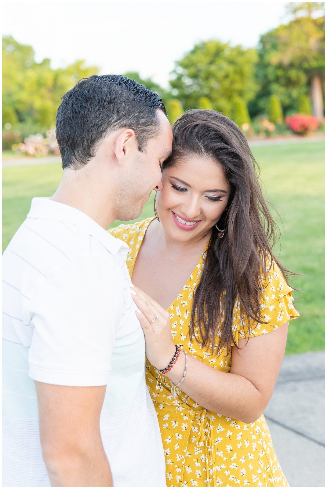 Arantxa and Alex’s New Britain CT Engagement | shelbyannphotographyct.com